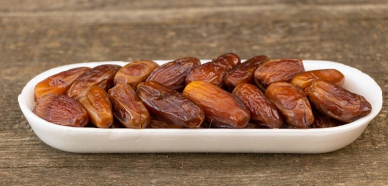 Curmale: Beneficii, Contraindicații și Utilizări